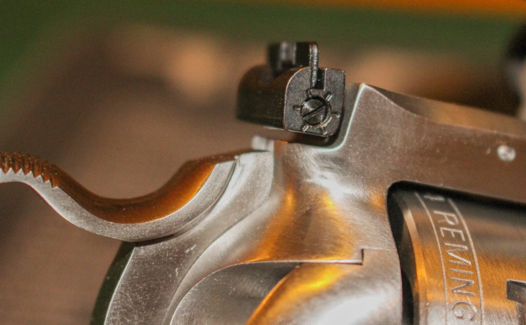 Upgrade Your Handgun Sights: Traditional vs. Electronic – Let